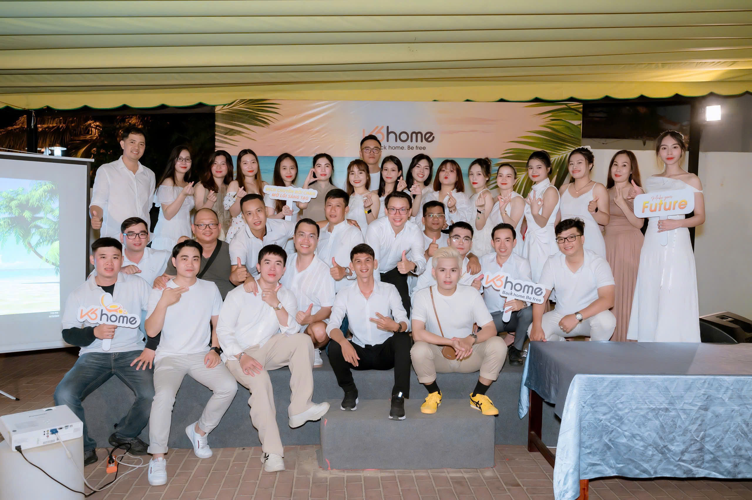 KB HOME - Back home - Be free