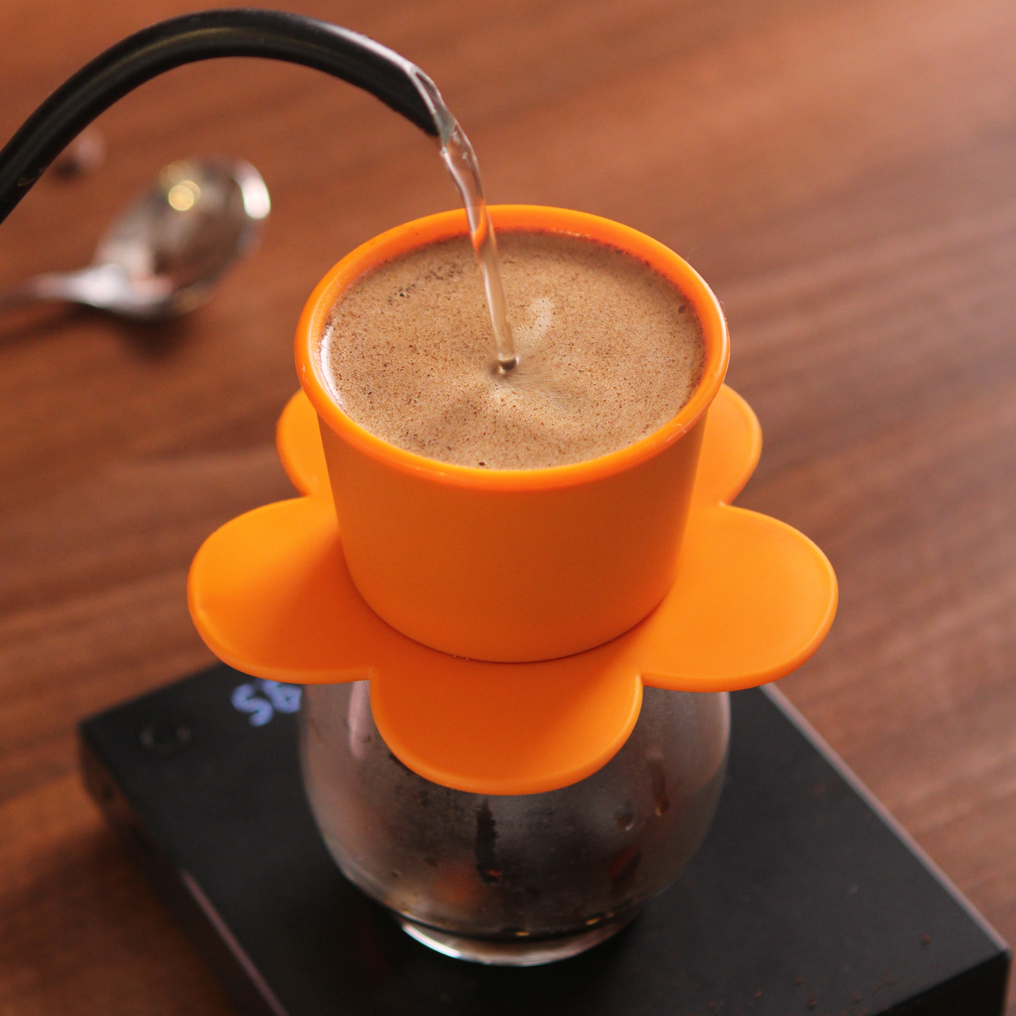 PHINƠI | một chiếc Phin mới, tốt-hơn.